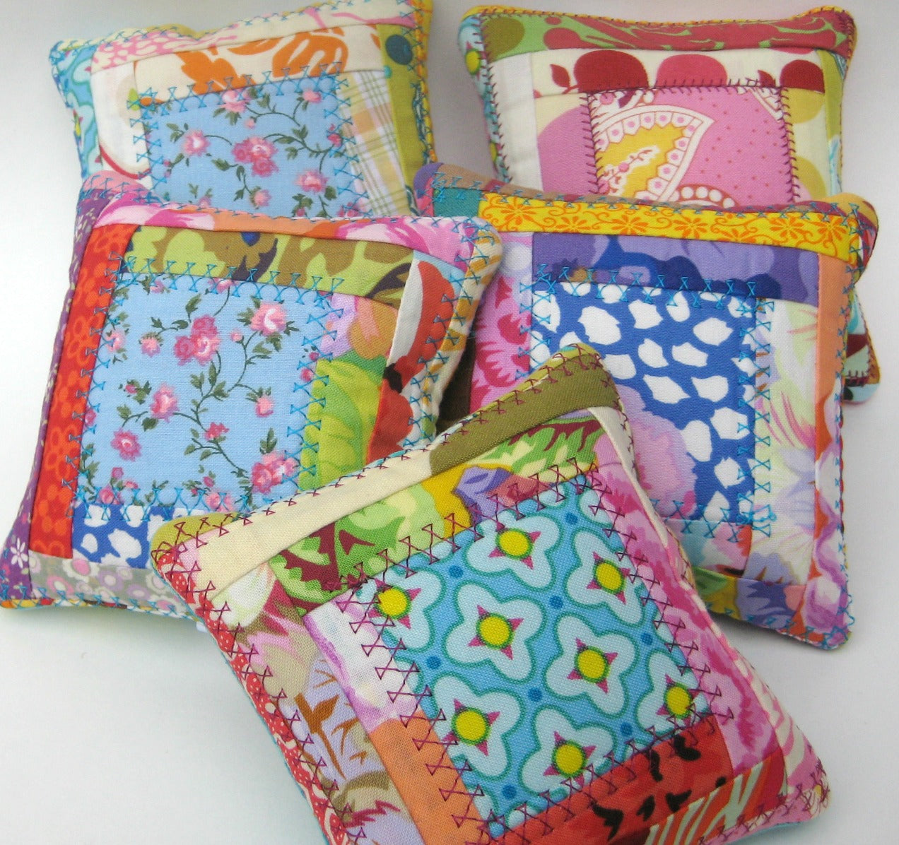 Mini Log Cabins - Tutorial PDF – TheSewingLoft